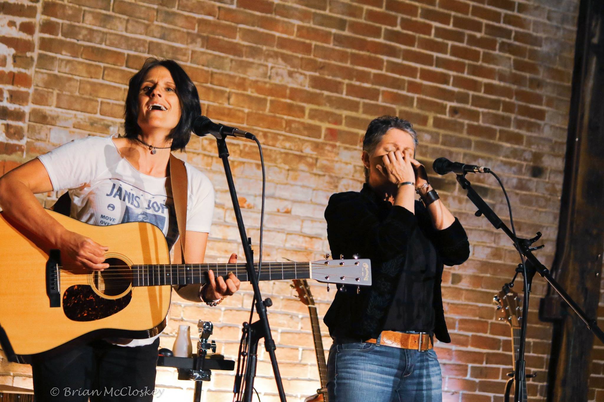 Find Your Voice. – DINA HALL